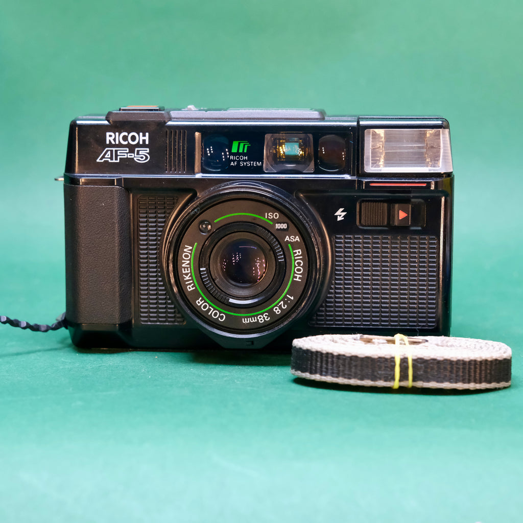 Ricoh AF-5 compact point and shoot camera – Plan B Retro